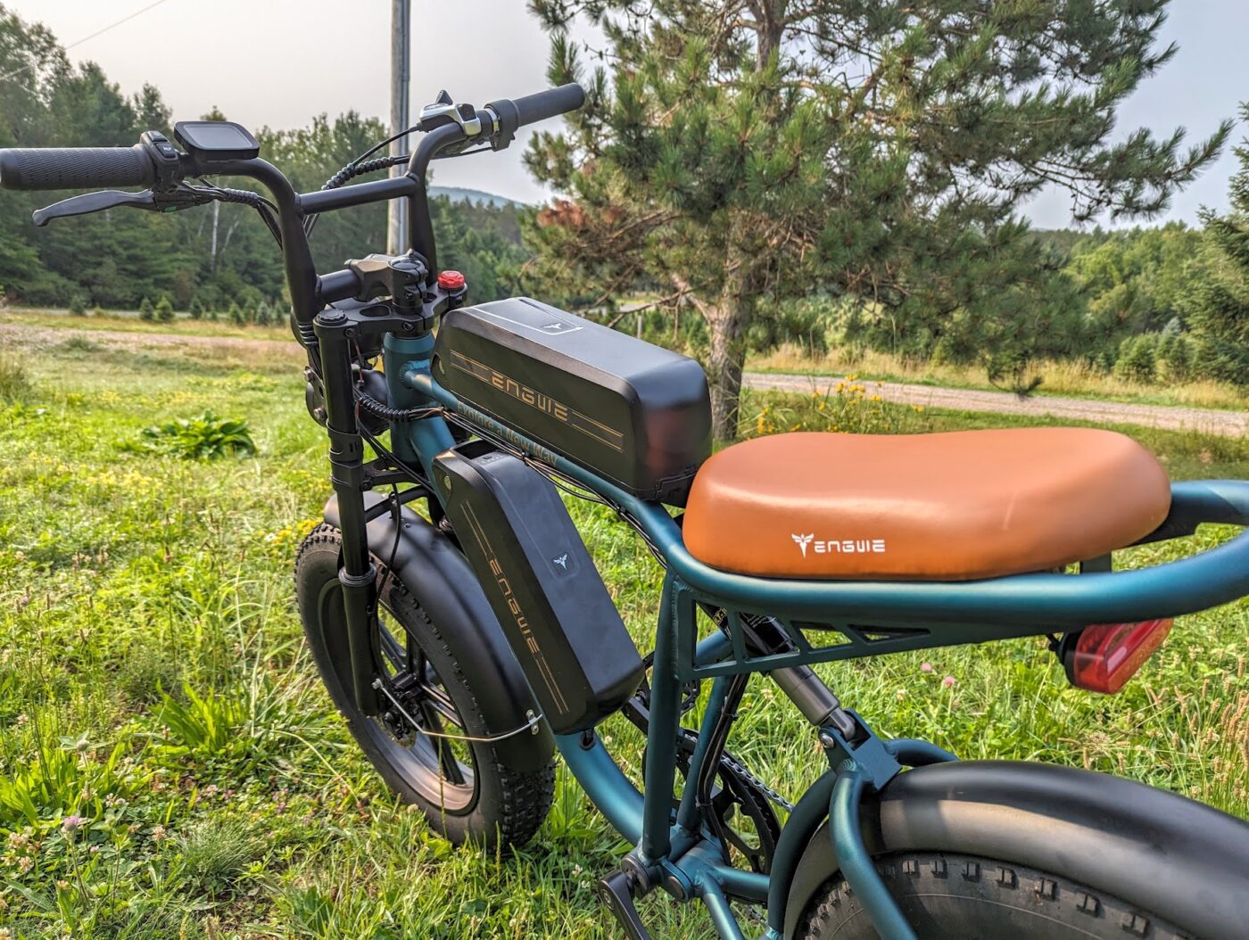 Moto-Inspired Design and AMAZING Price: Engwe M20 Review - Ebike Escape