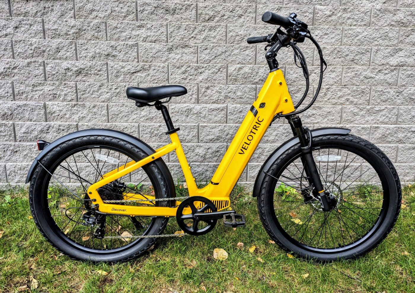 Velotric Discover 1 Plus: The Comfortable Commuter Ebike Packed with ...