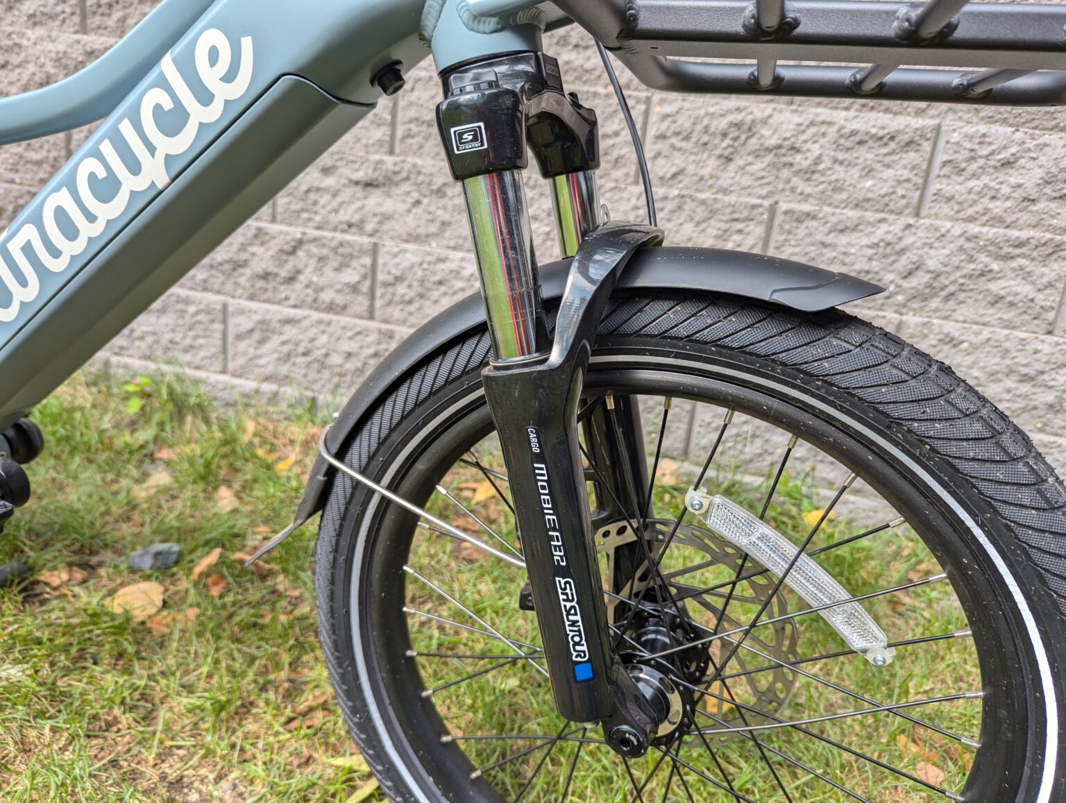 Xtracycle Hopper Review: A Compact Cargo Electric Bike That Stands Out ...